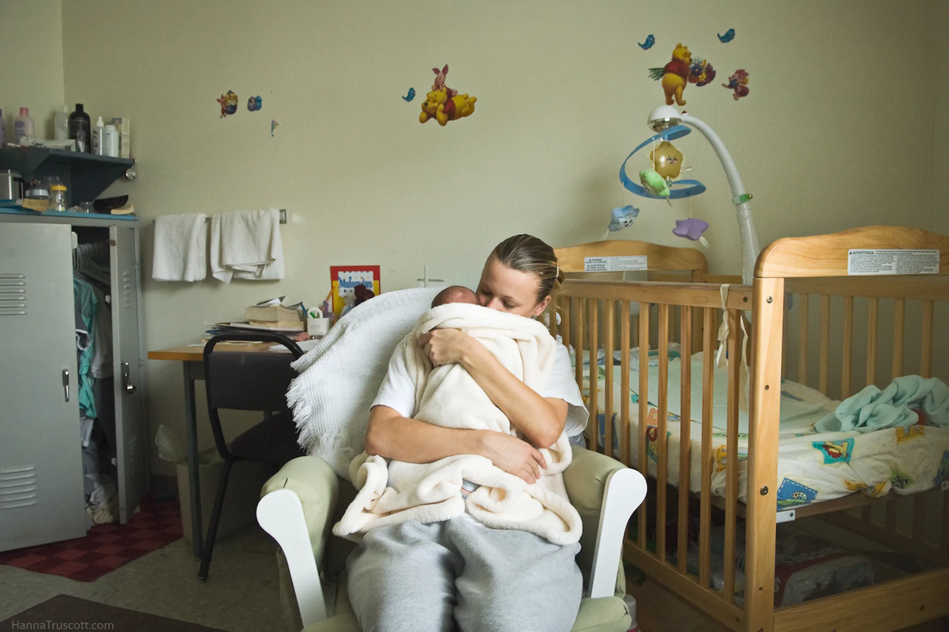 'Protective Custody' Photo Project By Cheryl Hanna-Truscott Shows What ...