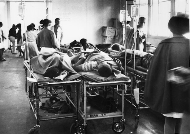 8 Penetrating Photos Of Apartheid In South Africa That Spanned Way Too ...