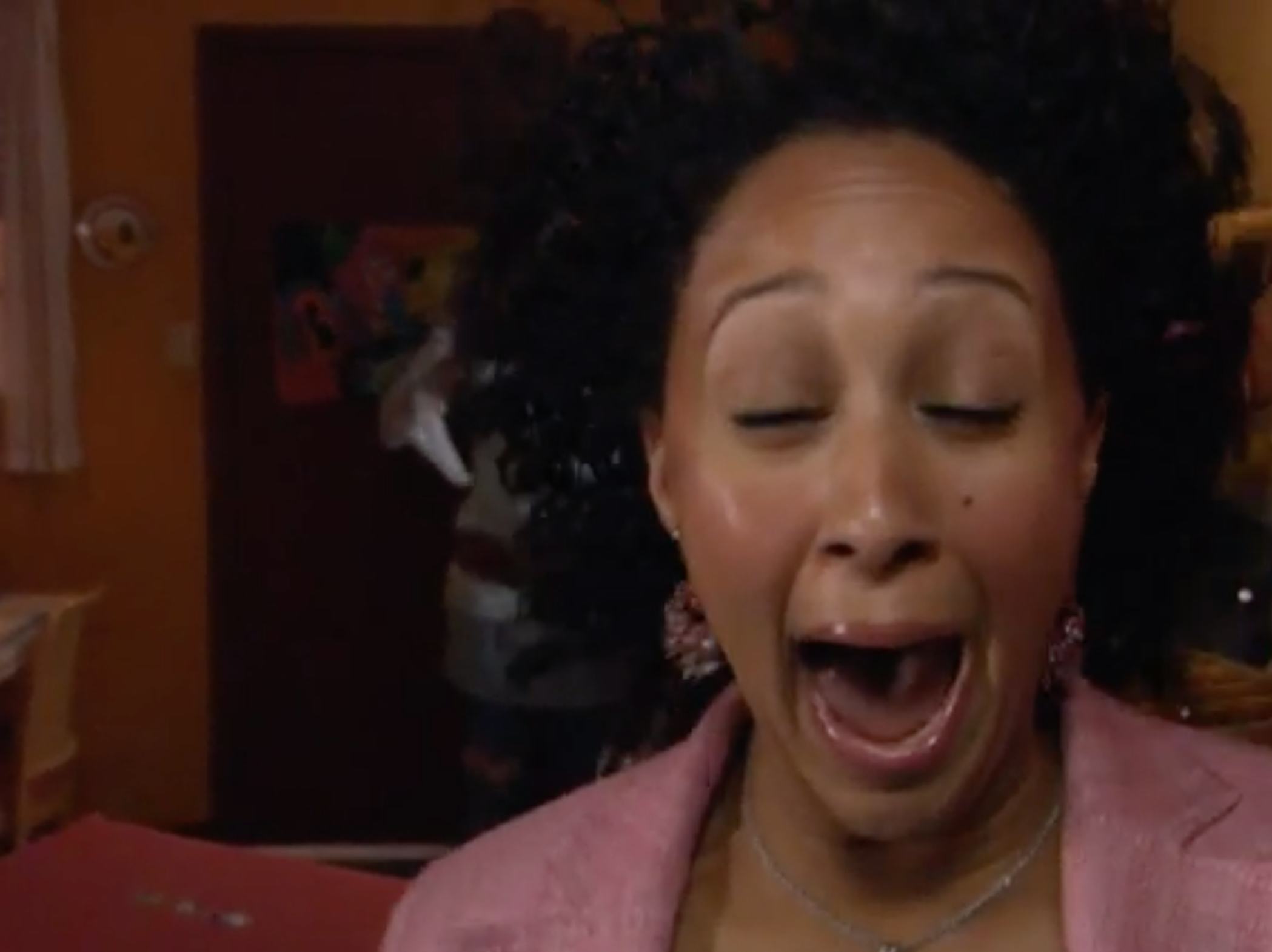 39 Things You Notice When You Rewatch 'Twitches'