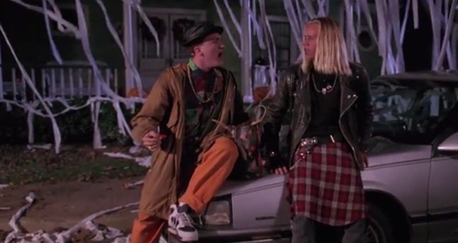 The 42 Most '90s Moments In 'Hocus Pocus' To Inspire Your Retro ...