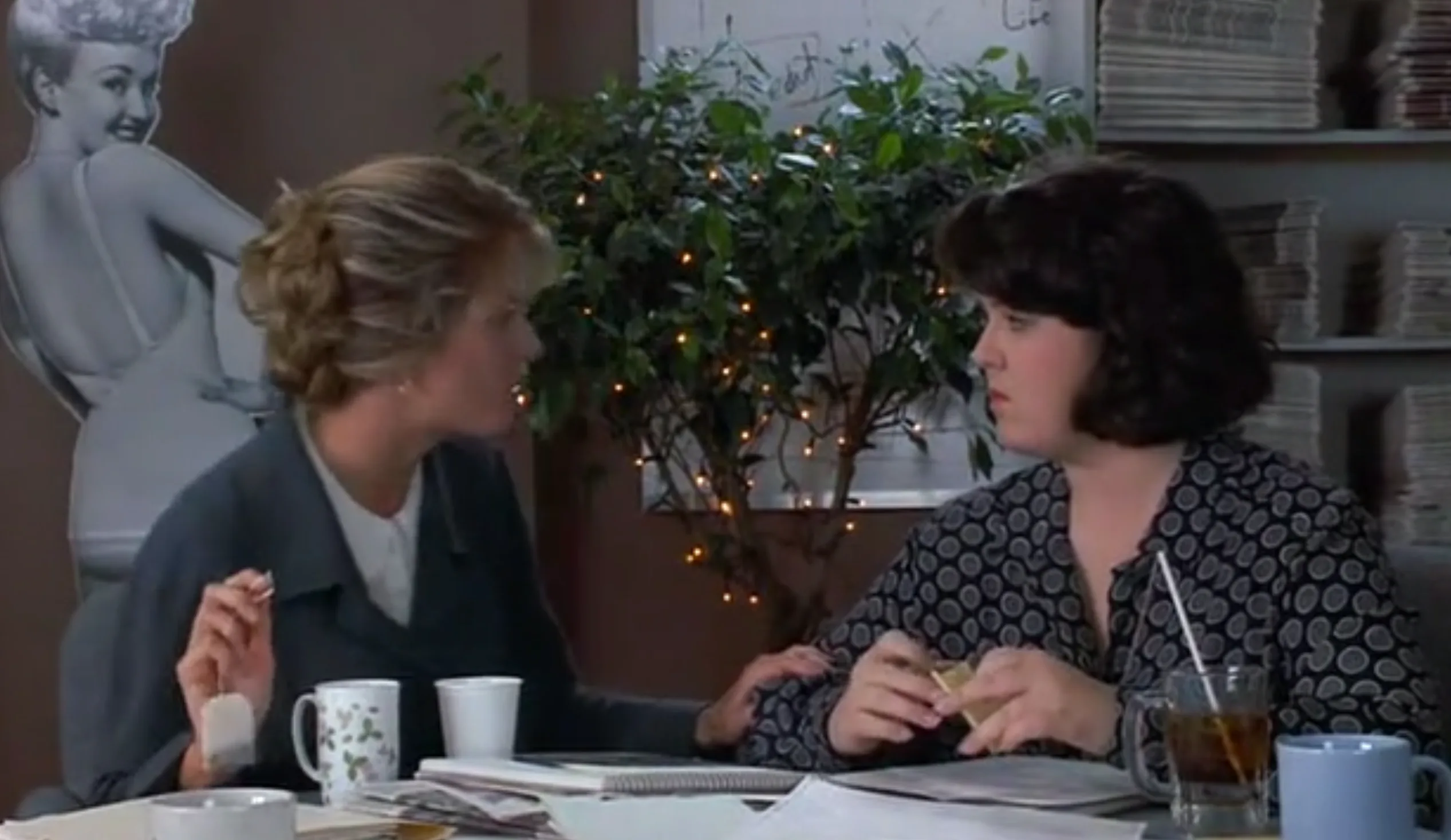 40 Things You Notice Rewatching 'Sleepless In Seattle' As An Adult