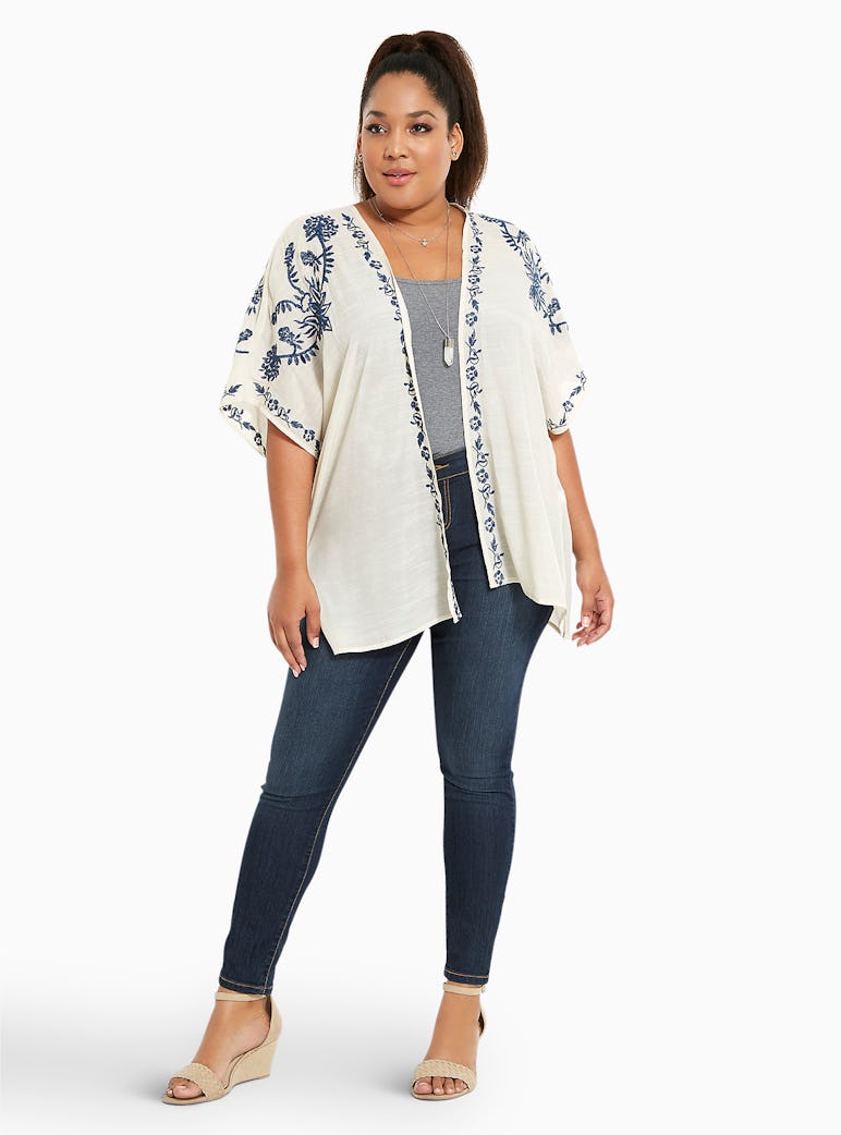 15 Plus Size Kimono Jackets For Light Summer Layering — PHOTOS