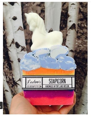 15 Ridiculously Adorable Handmade Soaps To Make Bubble Baths Even More ...