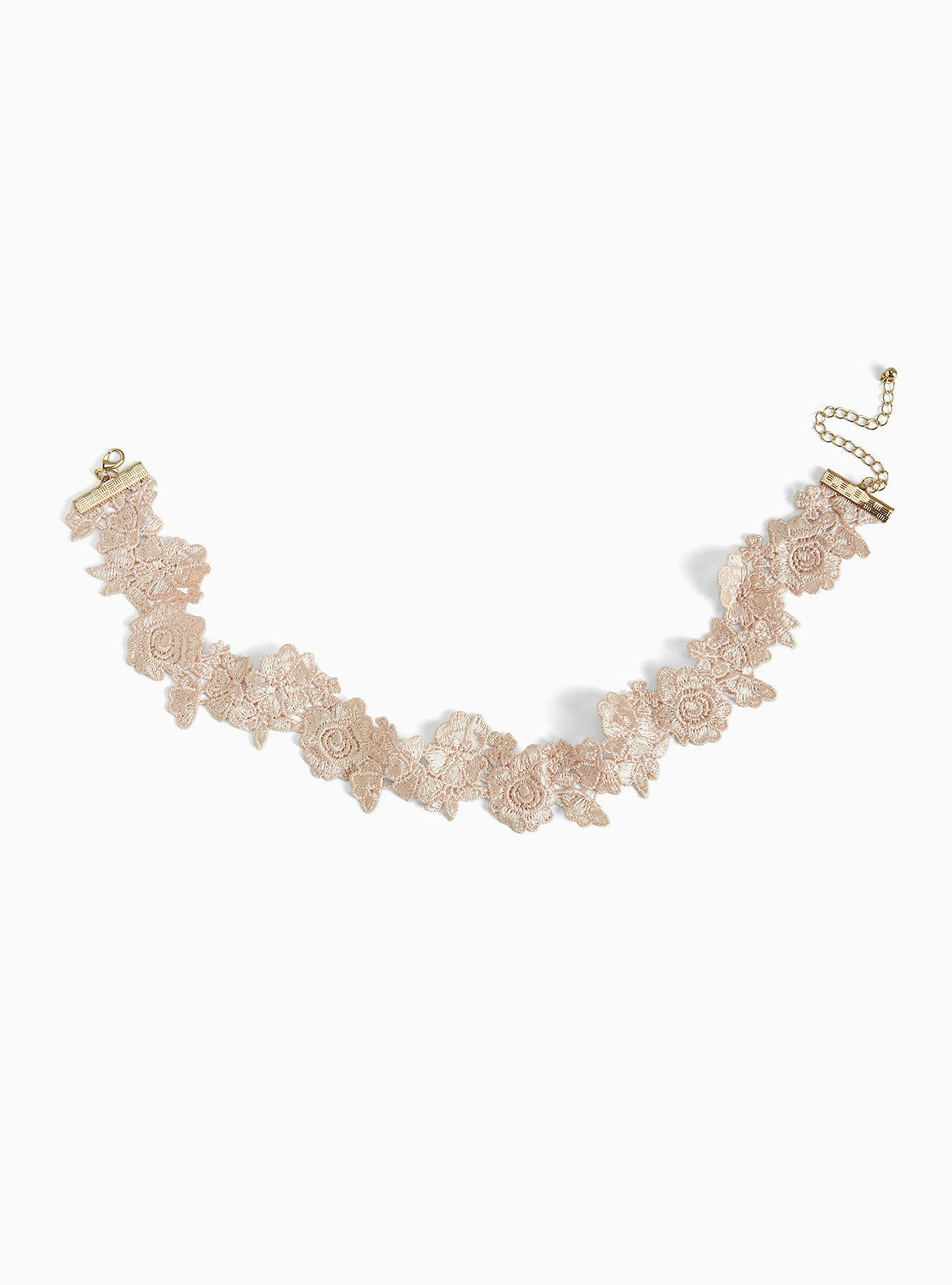 15 Plus Size Chokers That Will Seriously Upgrade Your Accessory Game ...