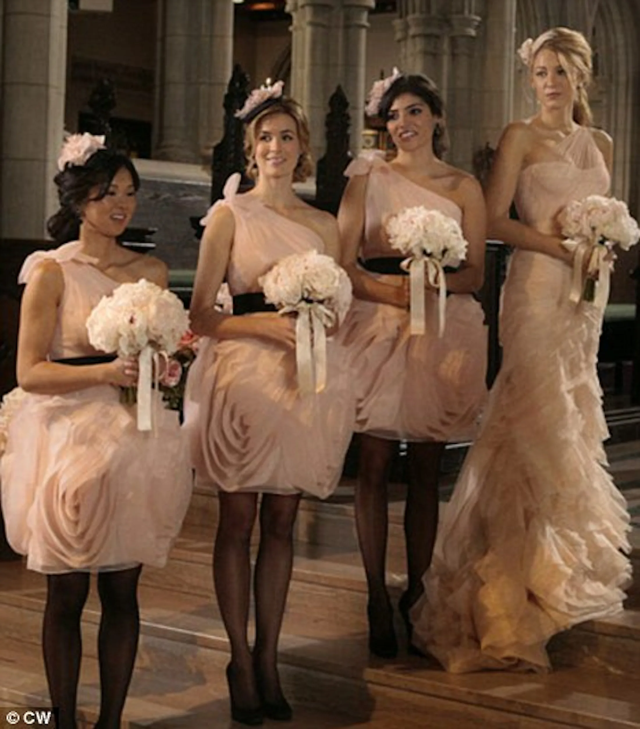 11 Ugly Bridesmaid Dresses From TV And Movies That Will Make You ...