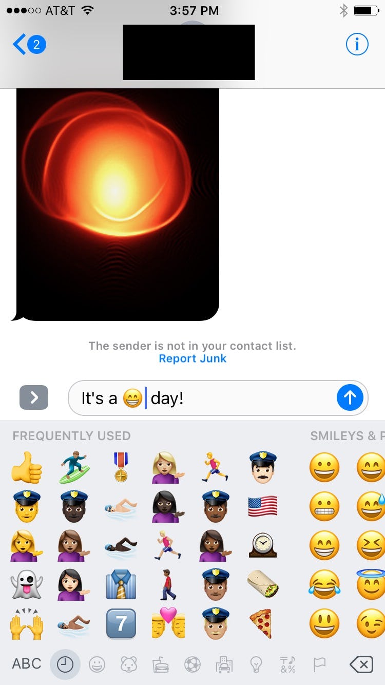 How To Use Predictive Emoji In iOS 10, Because It's A Much-Needed Shortcut