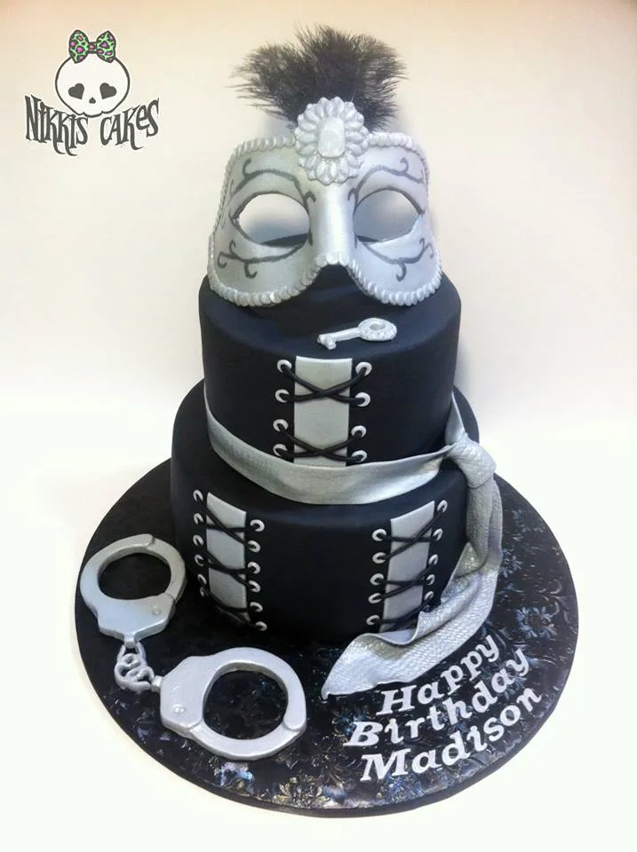 These 8 ‘50 Shades of Grey’ Cakes Will Alternately Delight and Horrify You
