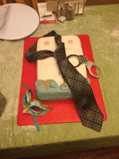 These 8 ‘50 Shades of Grey’ Cakes Will Alternately Delight and Horrify You