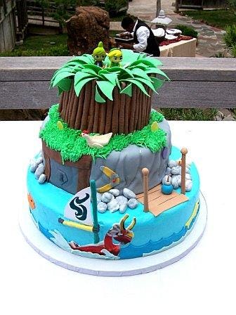 13 Nerdy Wedding Cakes for the Most Epic Reception Ever