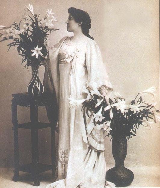 13 Vintage Baby Names From The 1940s To Bring Back Today