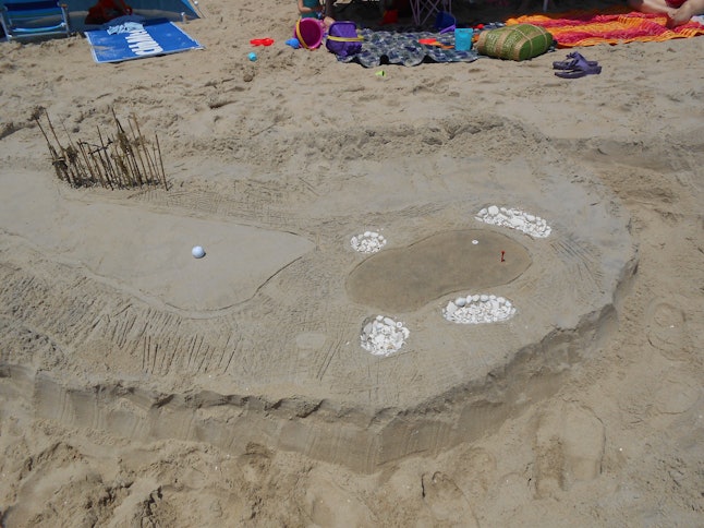 The Coolest Sand Castles: 21 Amazing Sand Sculptures That Put Your ...