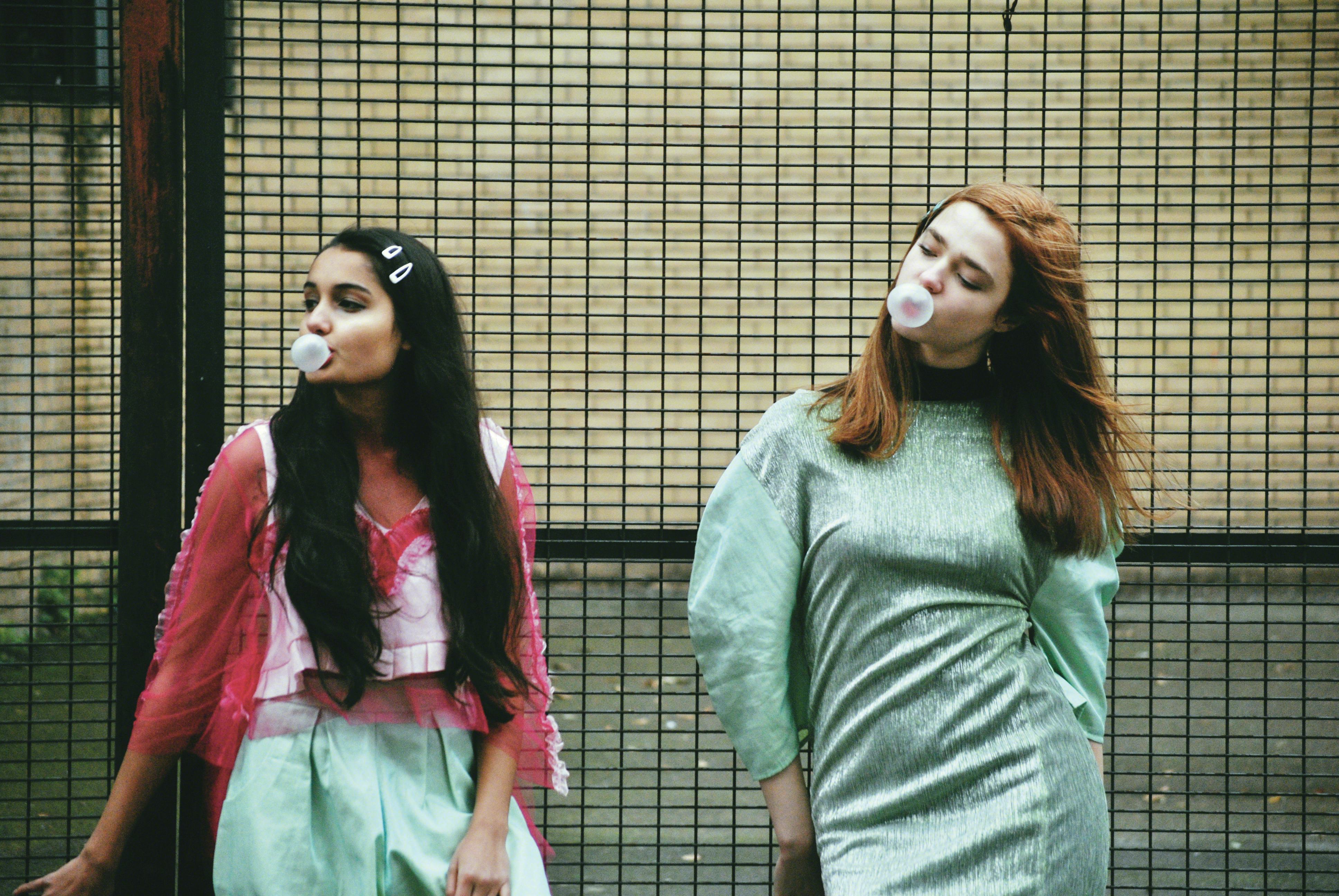 The 'Girlgaze' Photo Project Puts The Spotlight On How Girls & Women ...