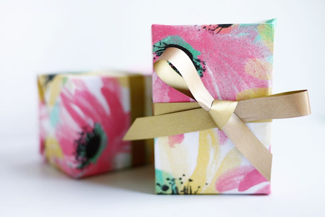 12 DIY Wrapping Paper Ideas That Are Almost Better Than The Present Itself