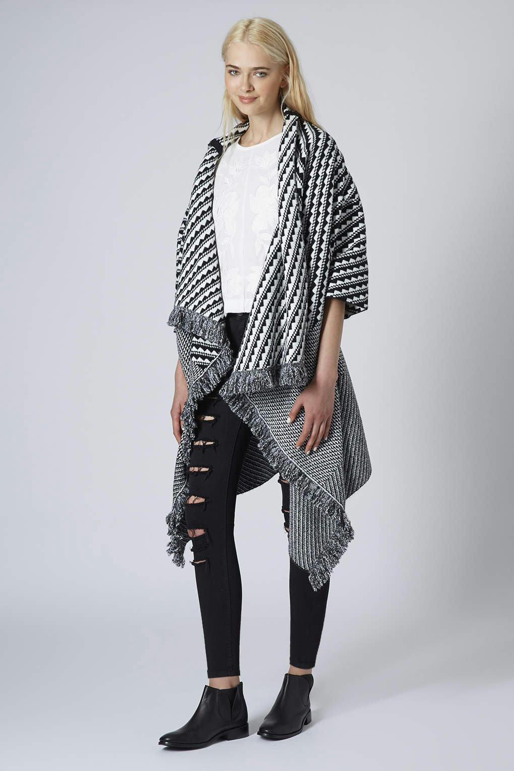 7 Blanket Coats to Wear This Season, Because Fall is All About Comfort