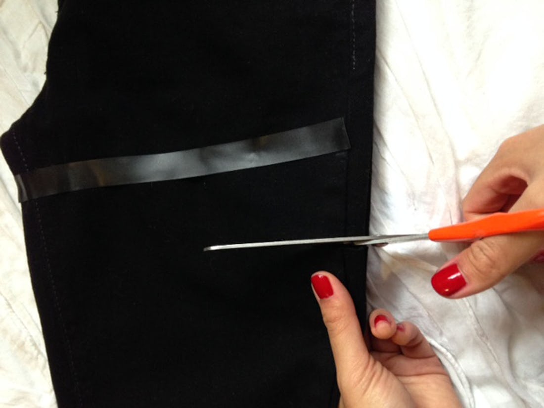 How to Make the Perfect Pair of Cutoff Jean Shorts