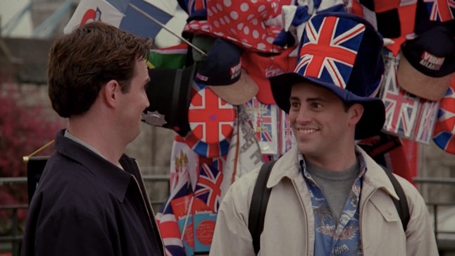 I Re-Enacted Joey & Chandler's Tour Of London In 'Friends' IRL, And ...