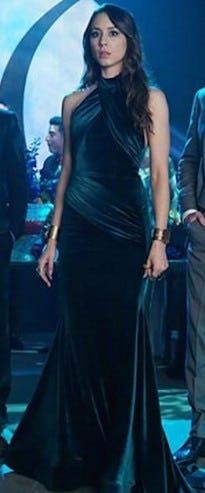 Easy 'Pretty Little Liars' Prom-Inspired Halloween Costume Ideas For ...