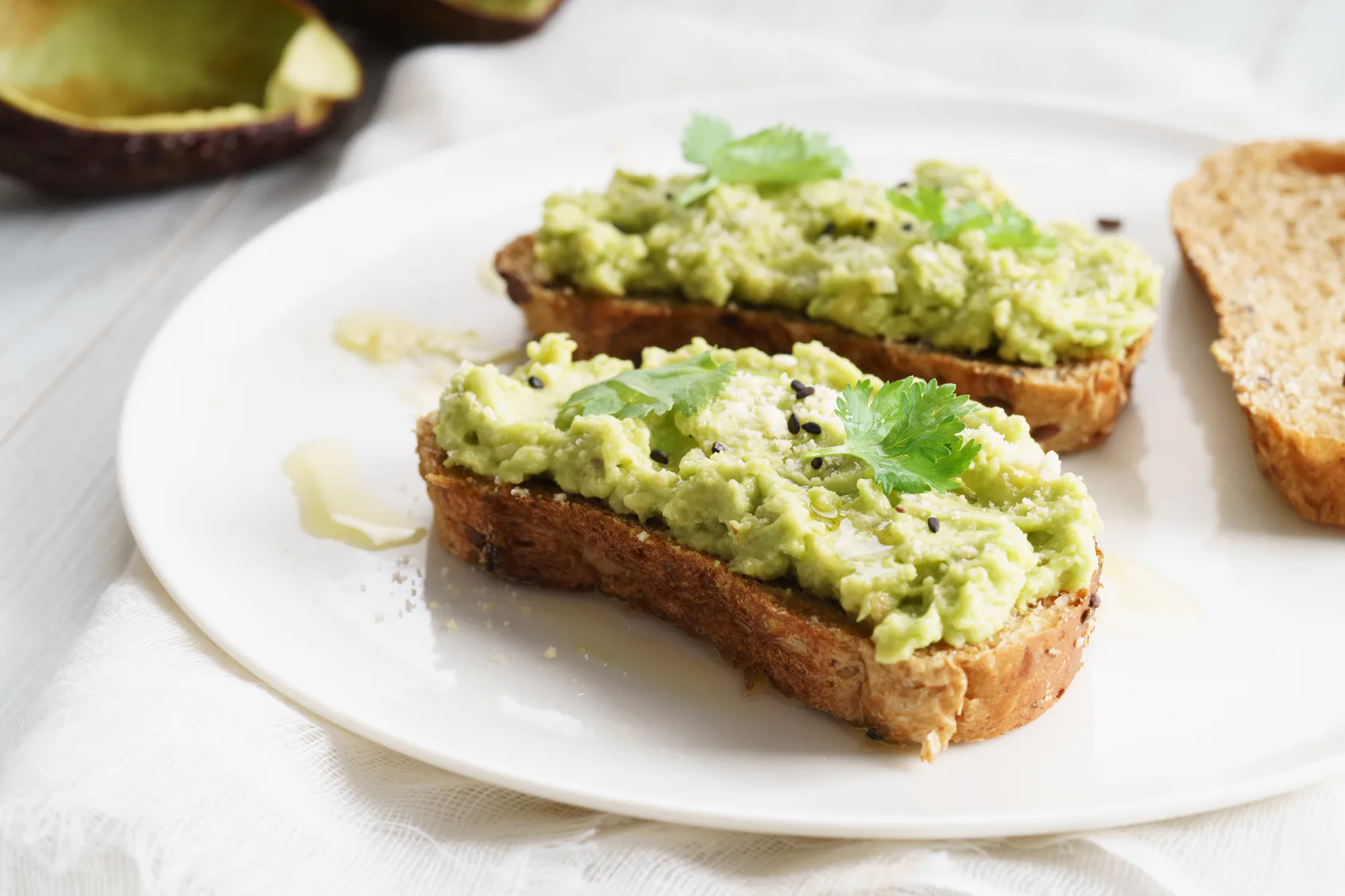 6 Healthy Snacks To Help Beat The Afternoon Slump