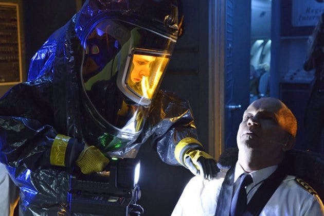 'The Strain' Has Vampires, But They're Thankfully Bloodsuckers Of a ...