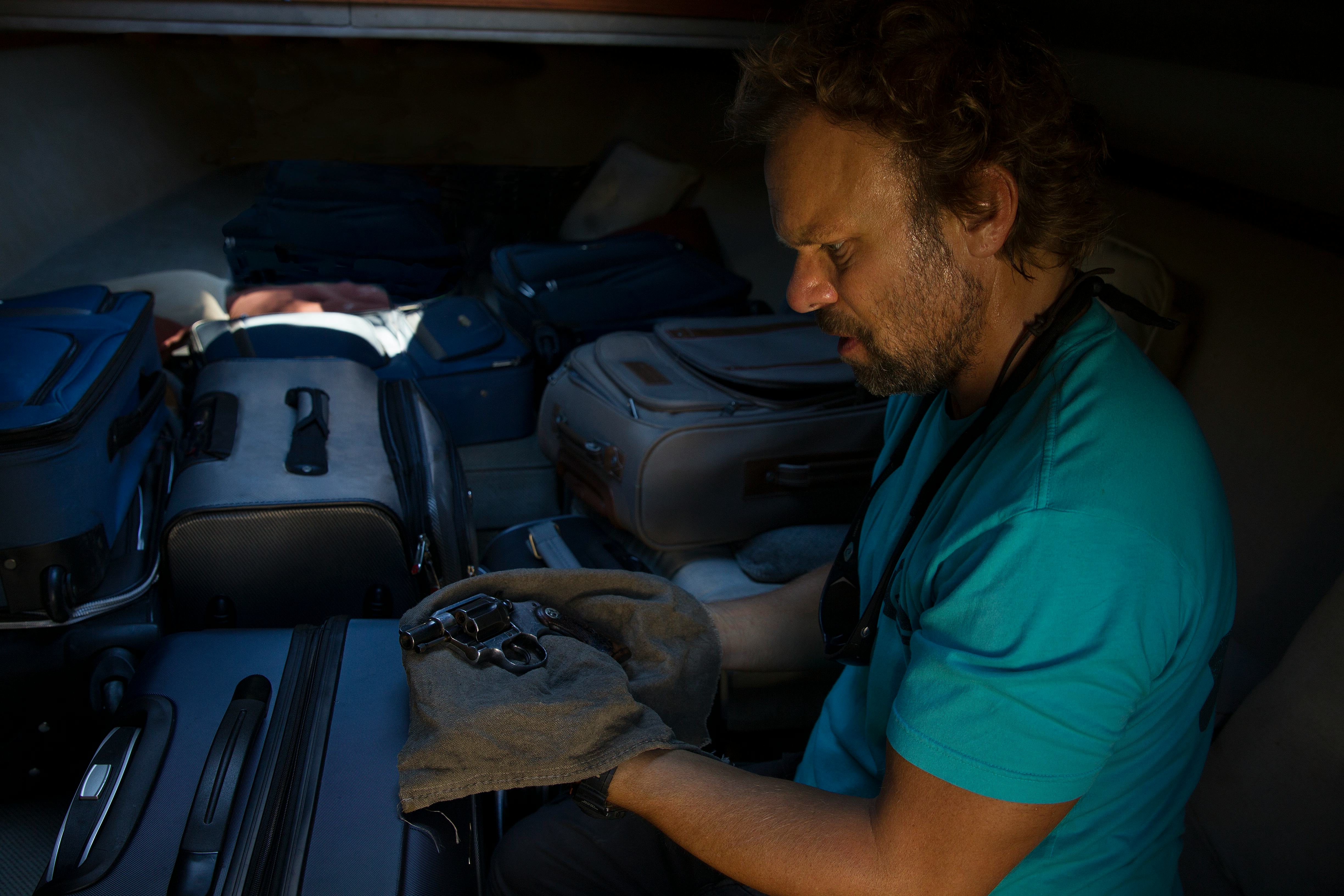 This Bloodline' Season 1 Recap Will Catch You Up On The Rayburns ...