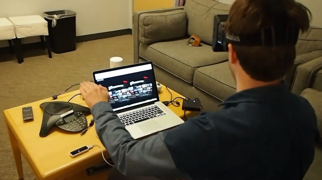 Watch Netflix Using Oculus Rift With "Oculix," The Greatest Invention ...