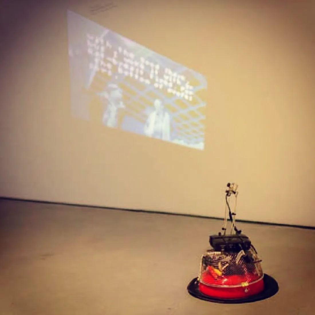 Meet hitchBOT, Canada's Adorable Walking, Talking, Hitchhiking Robot