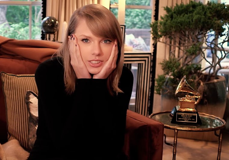 Taylor Swift's House Tour Reveals 19 Incredibly Cool Things She Keeps ...