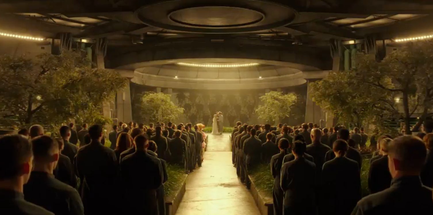 6 Subtle Ways The 'Mockingjay, Part 2' Trailer Breaks Your Heart ...
