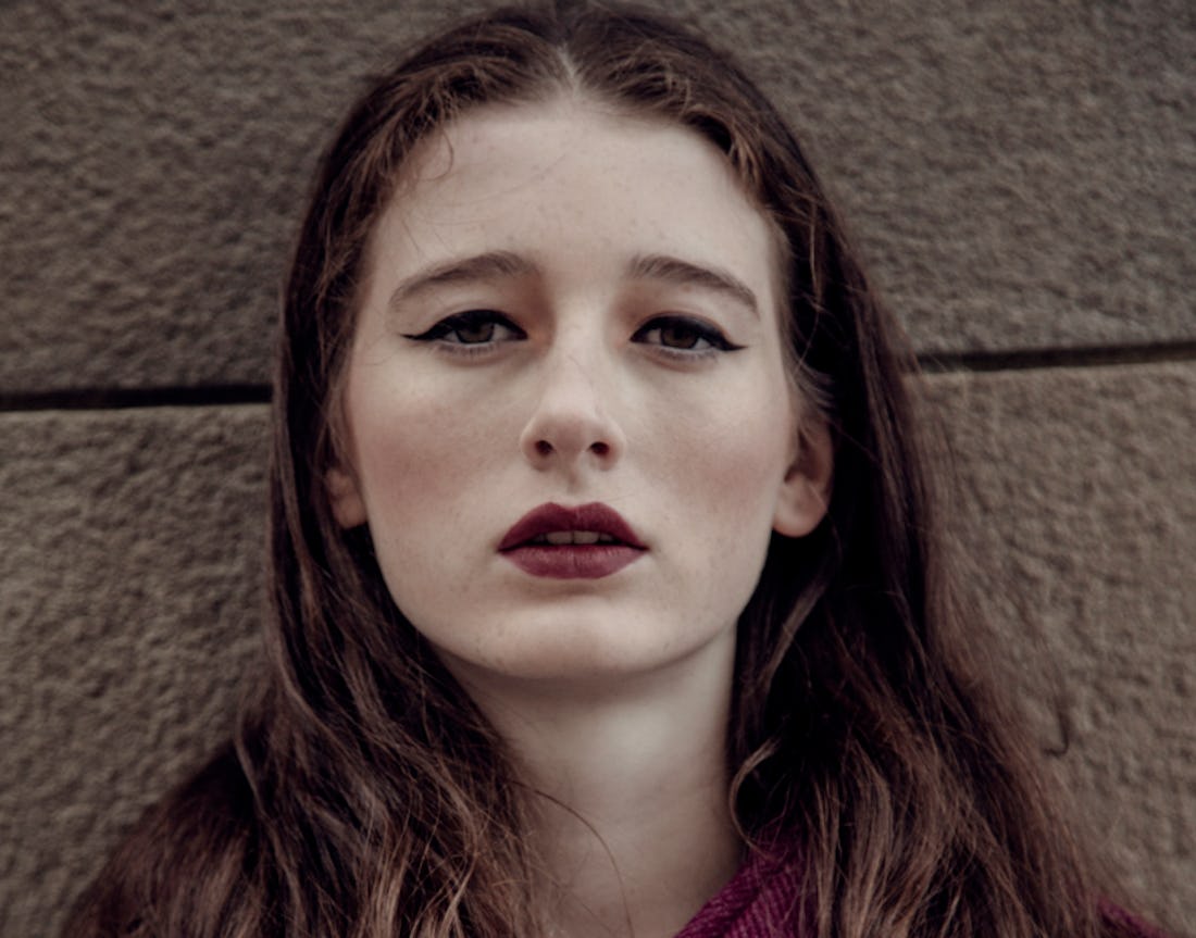 6 Signs You're Washing Your Face Wrong, Plus How To Fix It