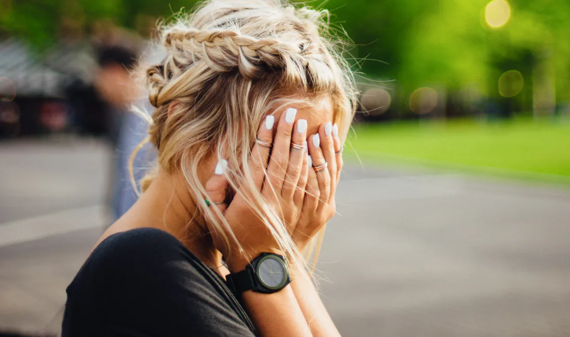 10 Easy Greasy Hair Hacks That Will Help You Manage That Oil