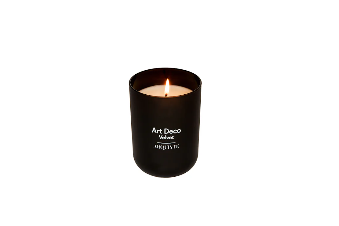 6 Candle Mistakes You're Making That Are Messing With Your Perfect Burn