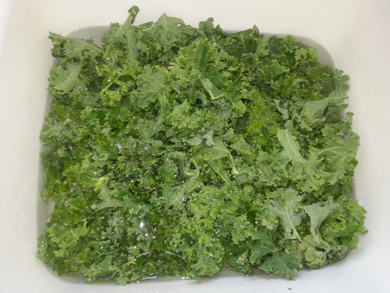 A Kale Face Mask Recipe You'll Love Even More Than That Green Juice