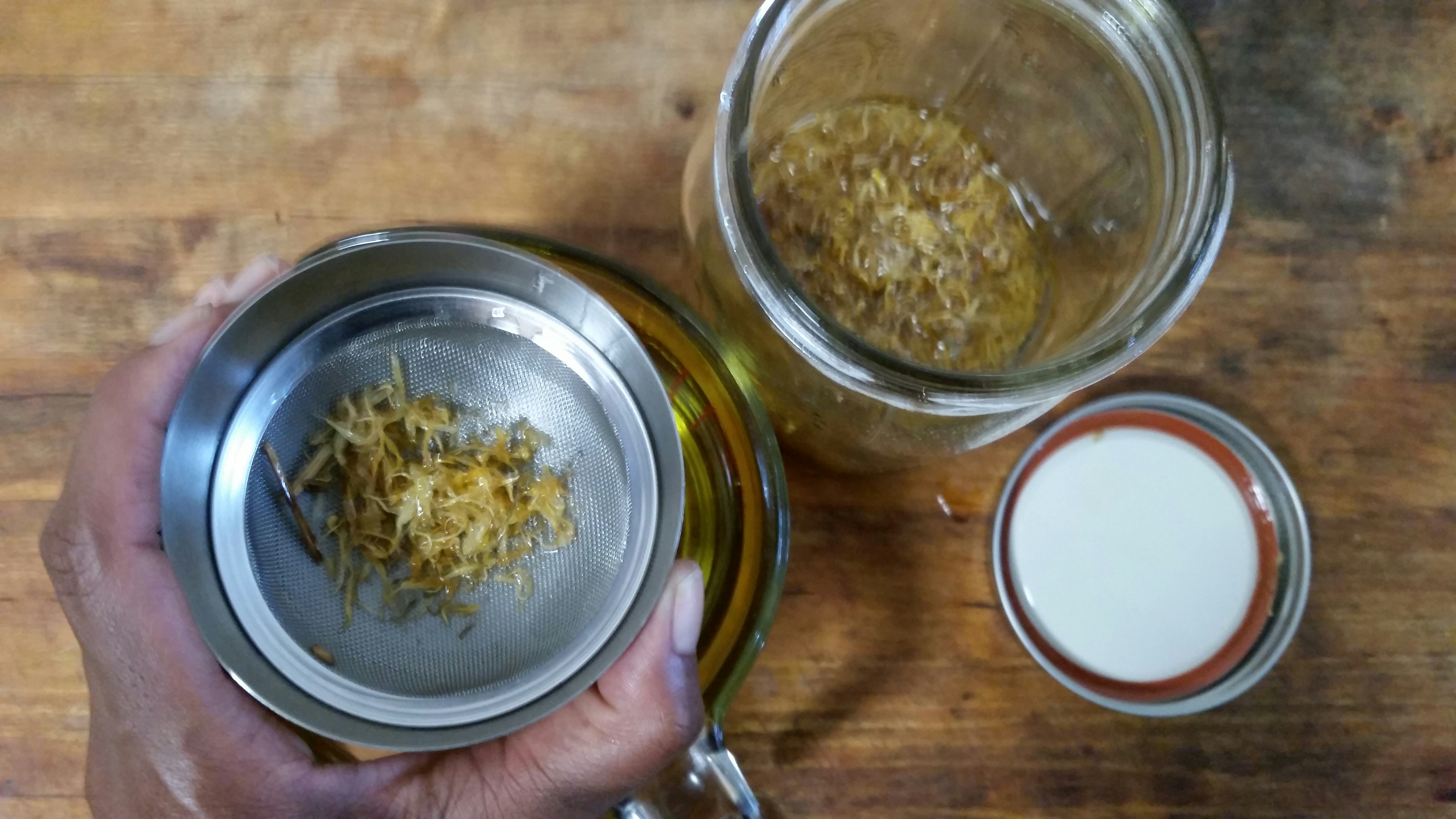 How To Make Herbal Infusions For Beauty Recipes In Your Own Kitchen ...