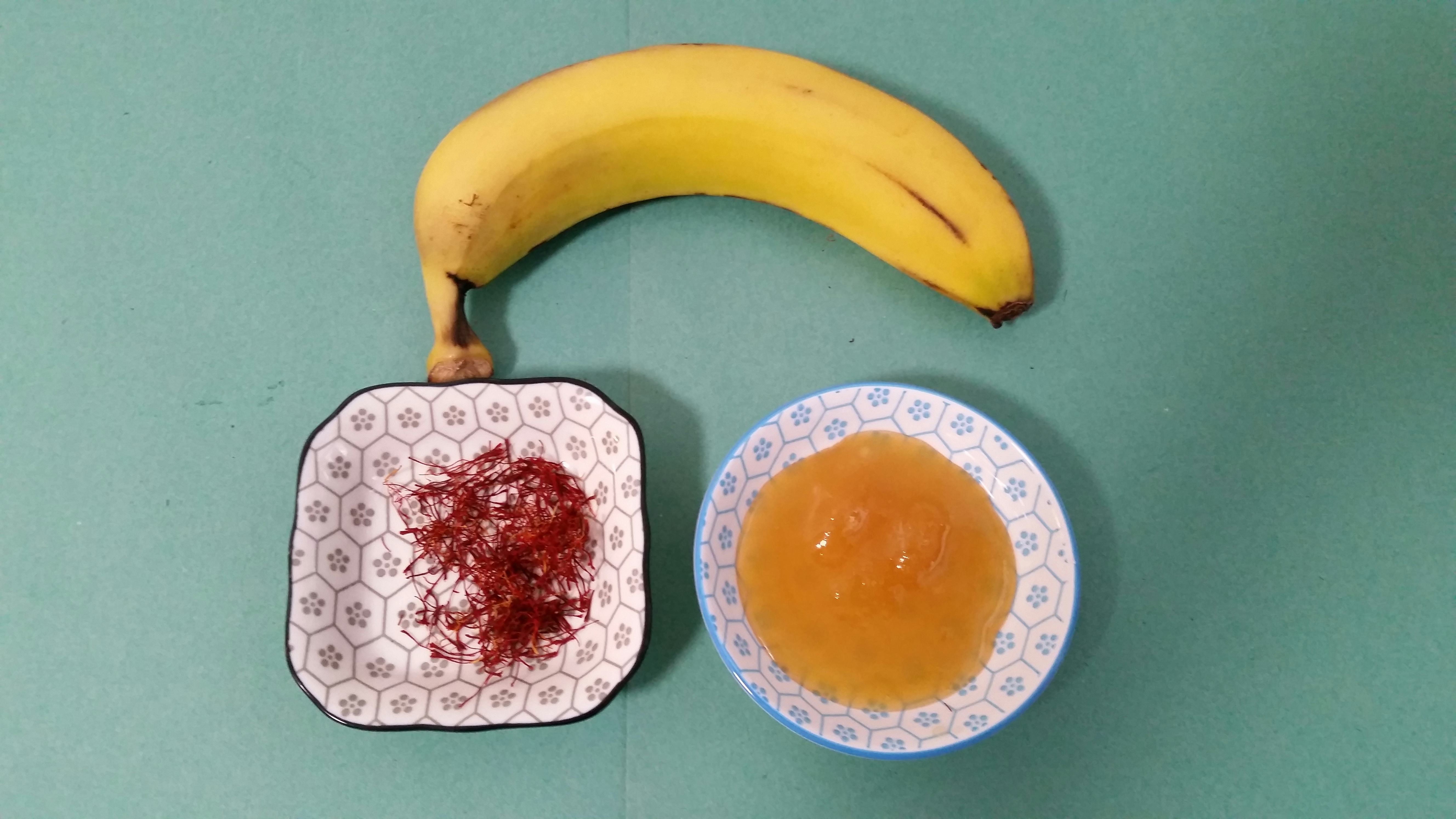 How To Use Saffron For Skin Treatments That Will Make You Feel Like Royalty