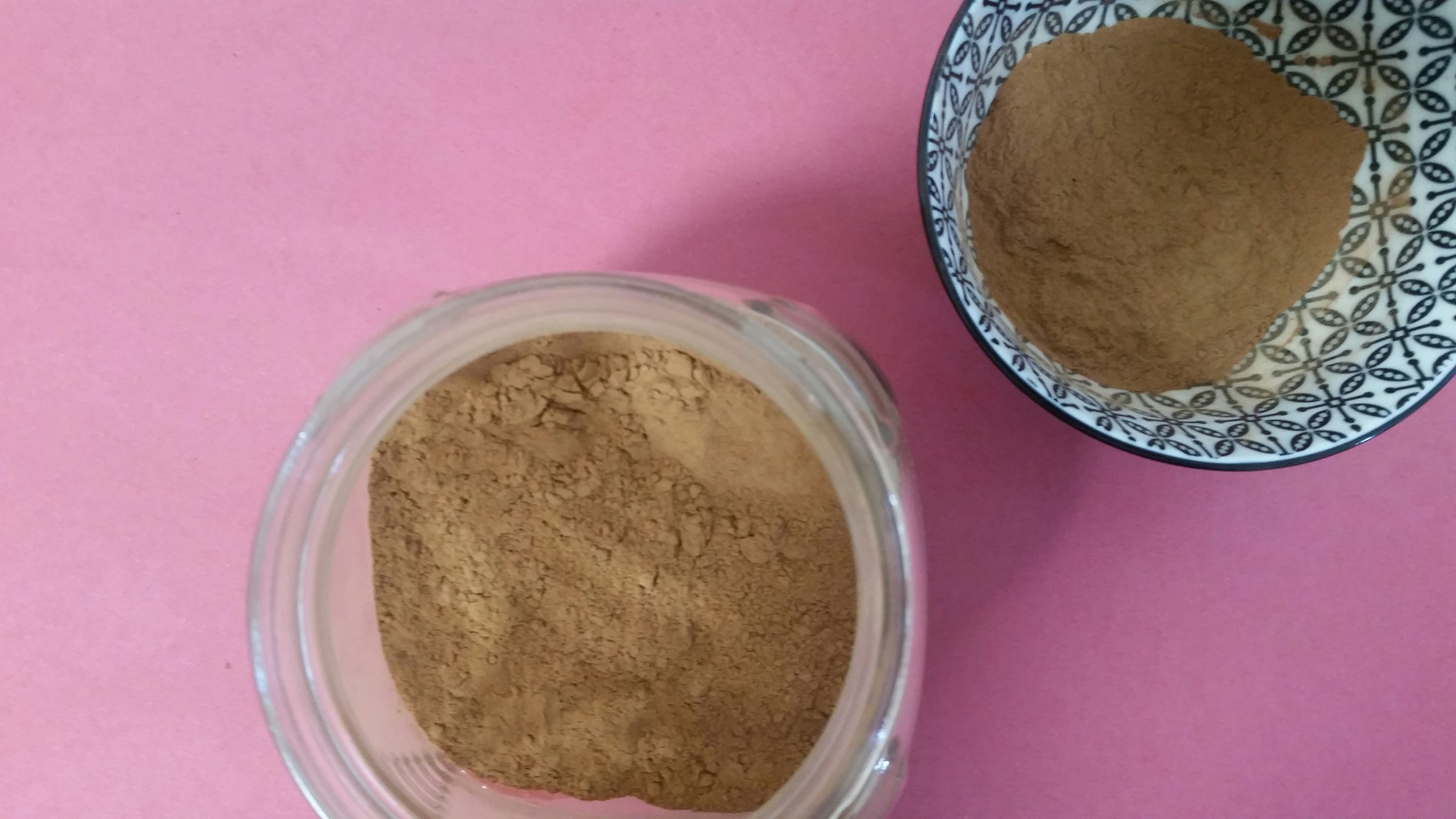This Red Clay Mask Can Help Heal Acne in 7 Painless Steps — PHOTOS