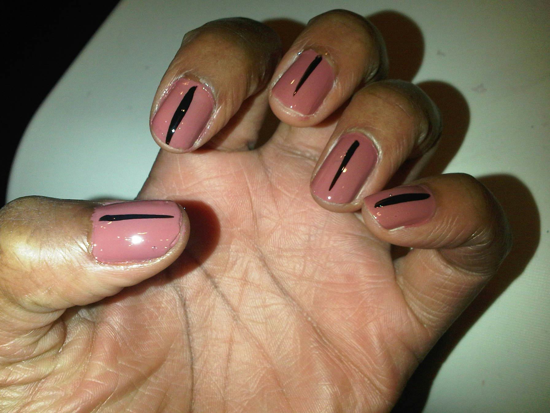 Learn How To Strengthen Nails Naturally With These 5 Treatments