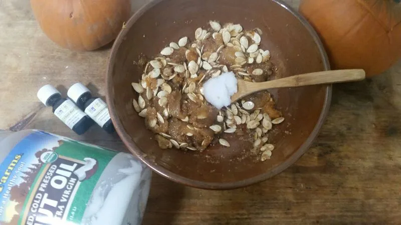 A Pumpkin Spice Foot Scrub You Can DIY Even After PSL Season Is Over ...