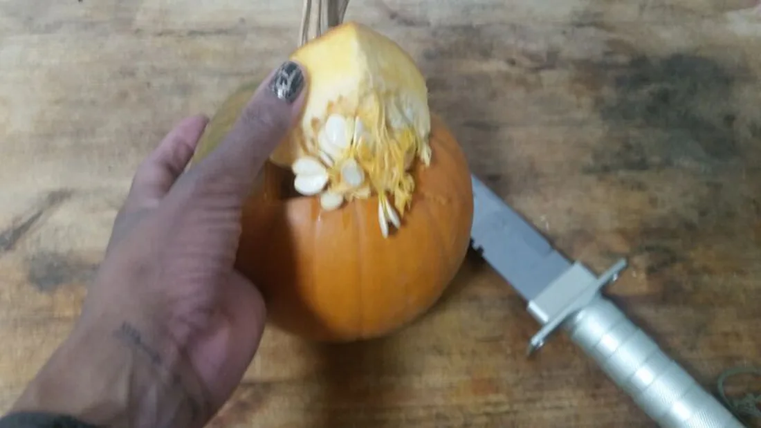 A Pumpkin Spice Foot Scrub You Can DIY Even After PSL Season Is Over ...