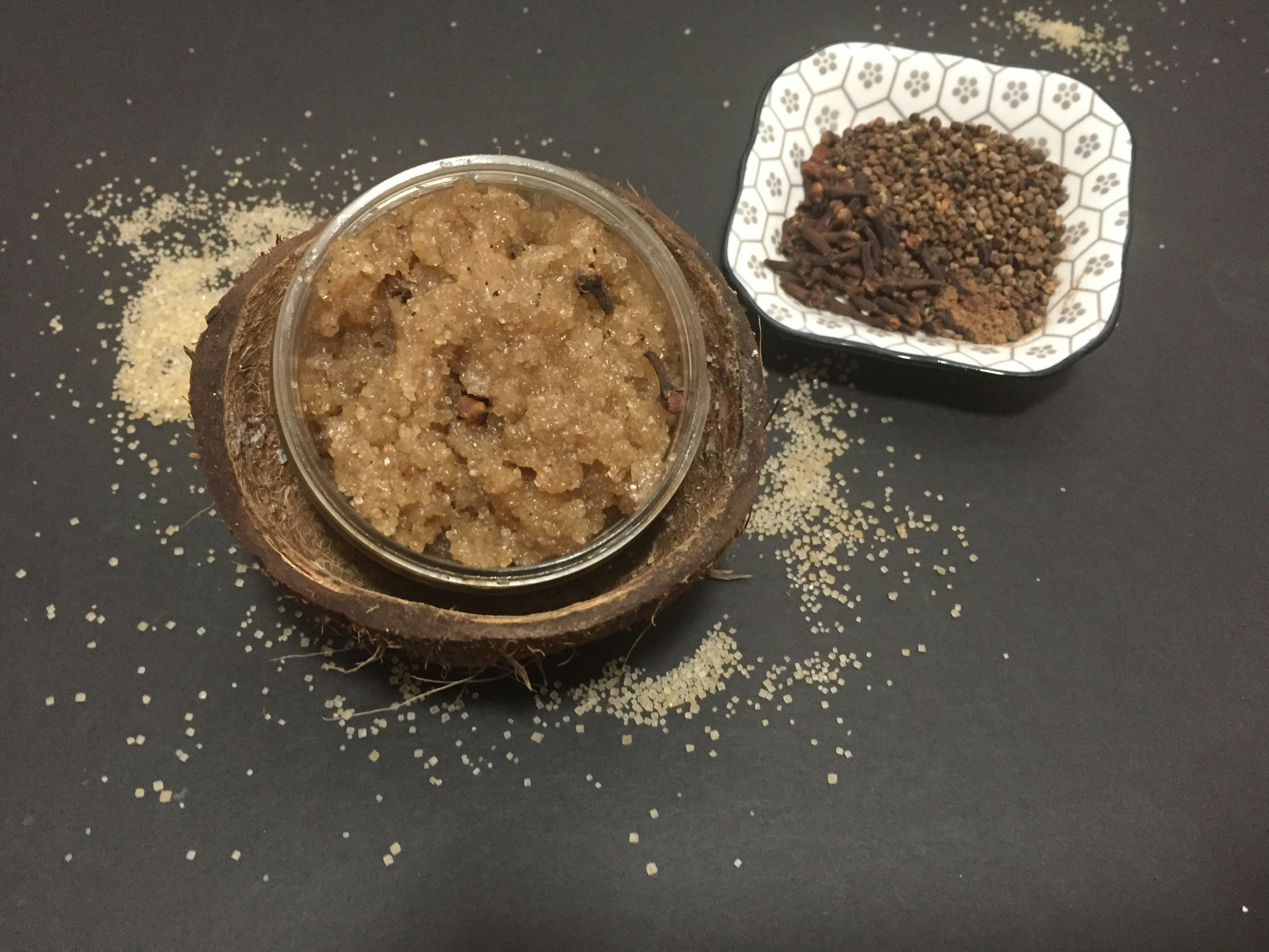 5 Winter Body Scrubs Without Peppermint That Will Leave Your Skin ...