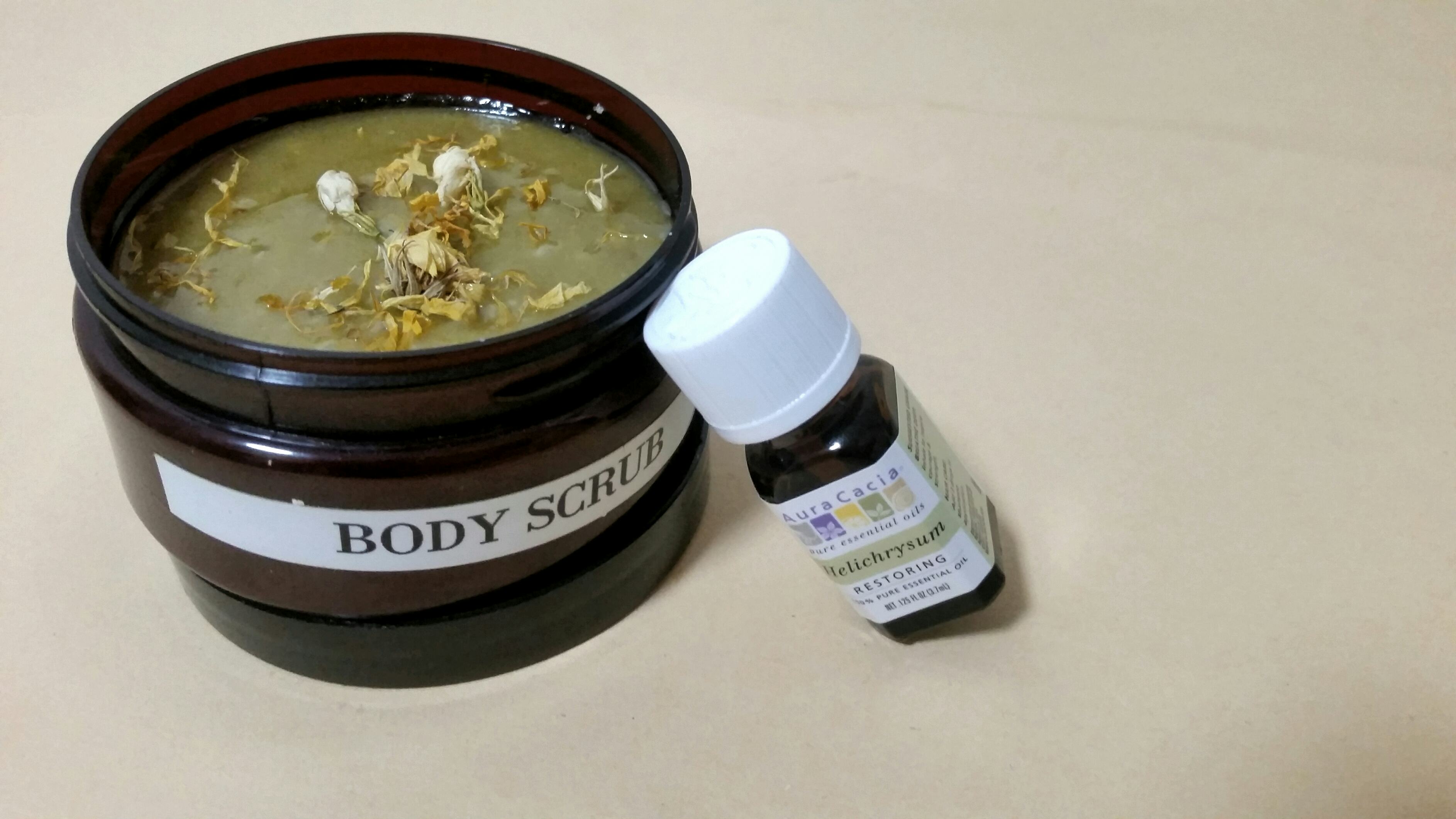 7 Essential Oils For Acne I've Found Work Amazingly Well My Skin — PHOTOS