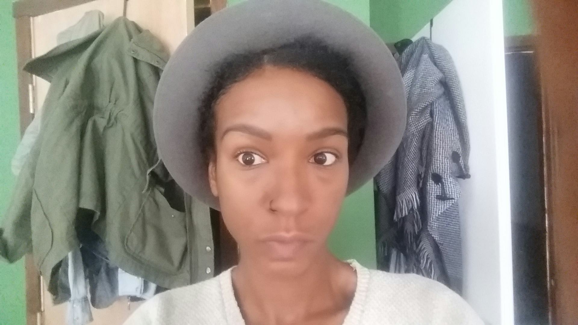 I Used Witch Hazel As Face Wash Instead Of Soap & This Is What Happened