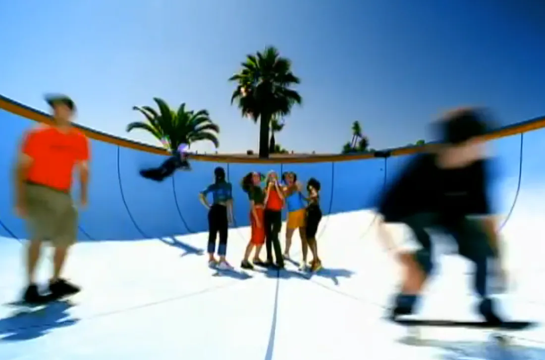 Mandy Moore Is the Absolute Worst Friend in the “Candy” Music Video— VIDEO