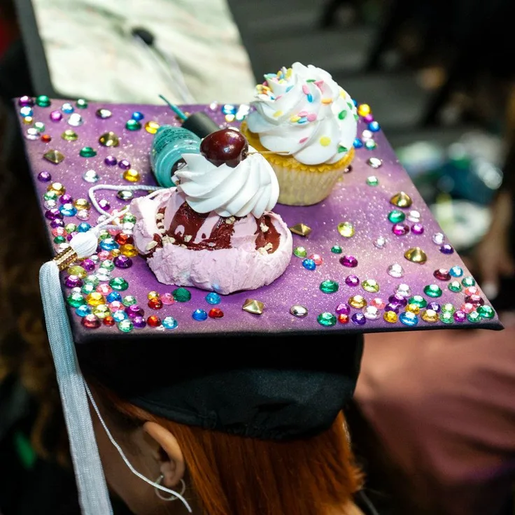 14 Creative Mortarboard Designs, Because You Only Get to Do This A ...