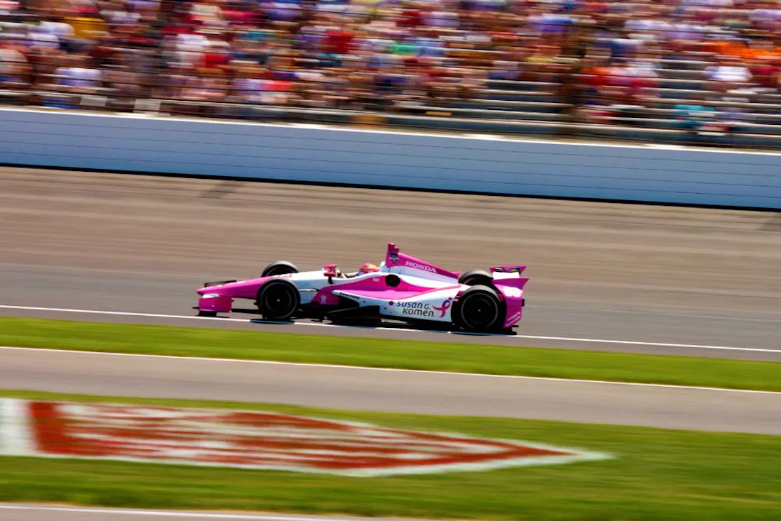 At Indy 500, Pippa Mann Represents Female Drivers in a Hot Pink Race Car