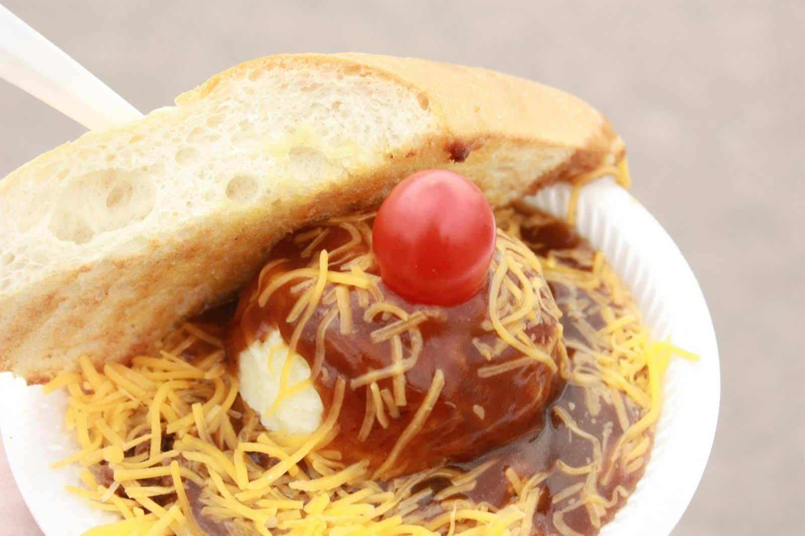 The Craziest State Fair Foods: 13 Intense Treats You Need To Sample ...