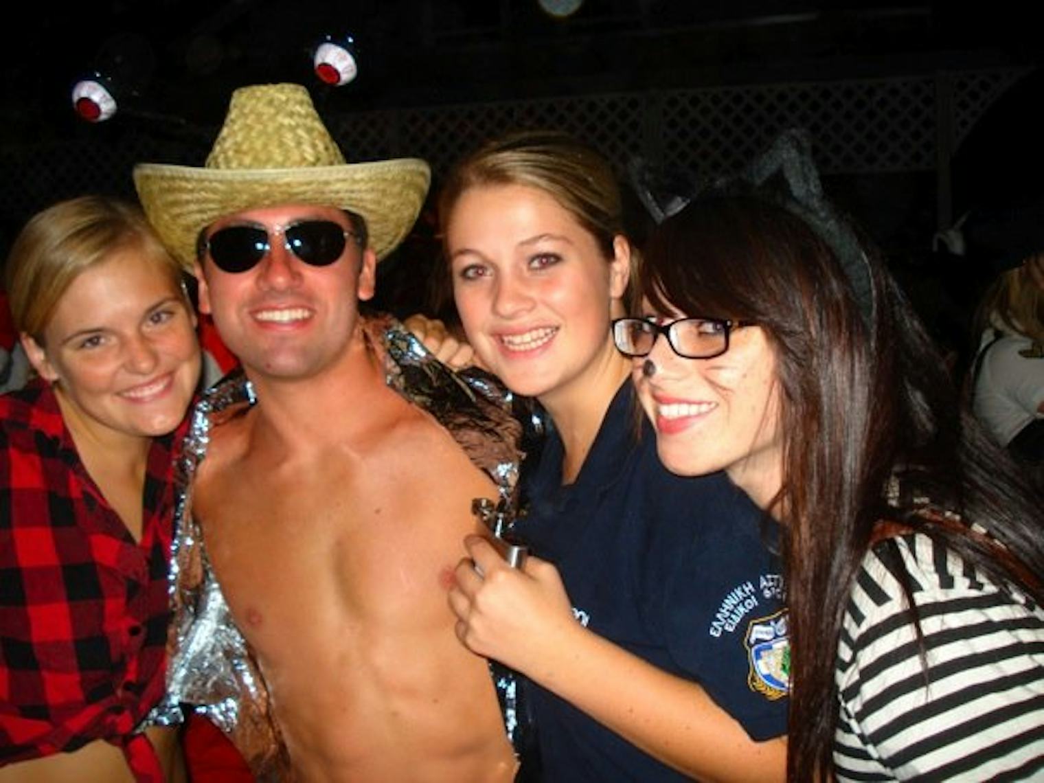 21 Cringeworthy Halloween Costumes You Wore In College That Were Still