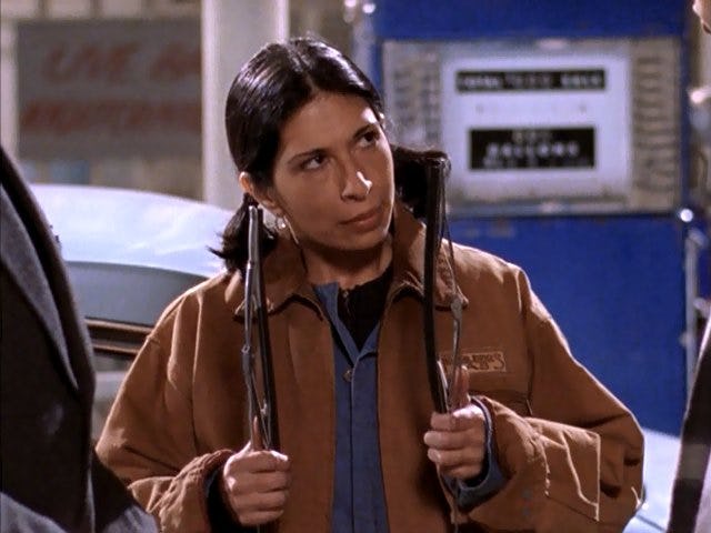 9 Amazing 'Gilmore Girls' Minor Characters, Because They Deserve All Of ...