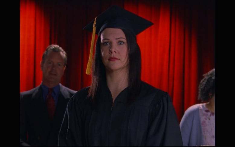 9 'Gilmore Girls' Graduation Lessons To Help You Deal With Getting Your ...