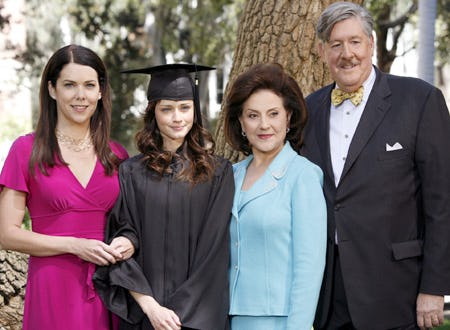 9 'Gilmore Girls' Graduation Lessons To Help You Deal With Getting Your ...