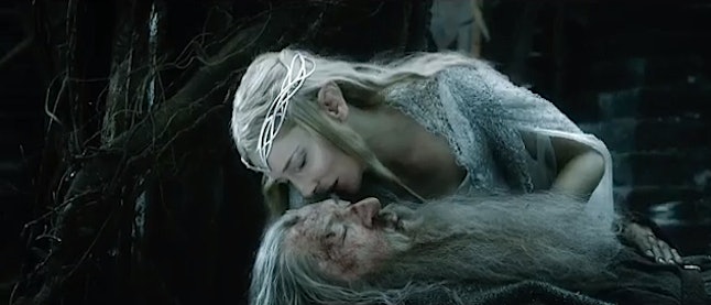11 Epic Moments From 'The Hobbit: The Battle of the Five Armies' To Get ...